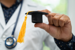 STEM vs Humanities Careers: Pros, Cons, and How to Choose - onacumen.com
